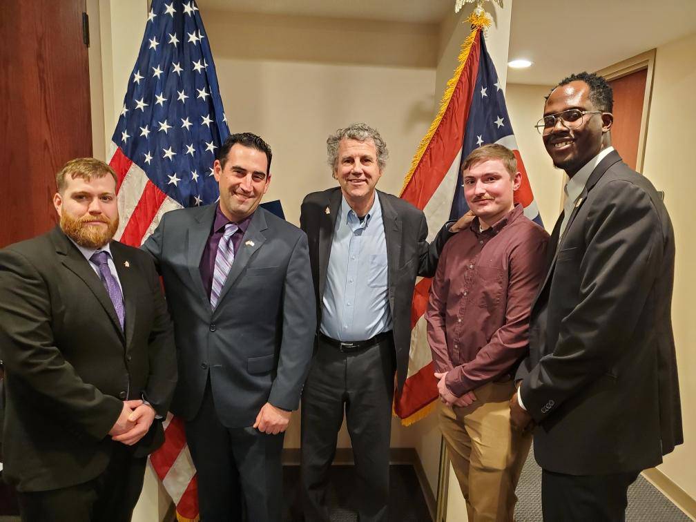 Sen. Brown roundtable with Columbus State students and Veterans Affairs ...